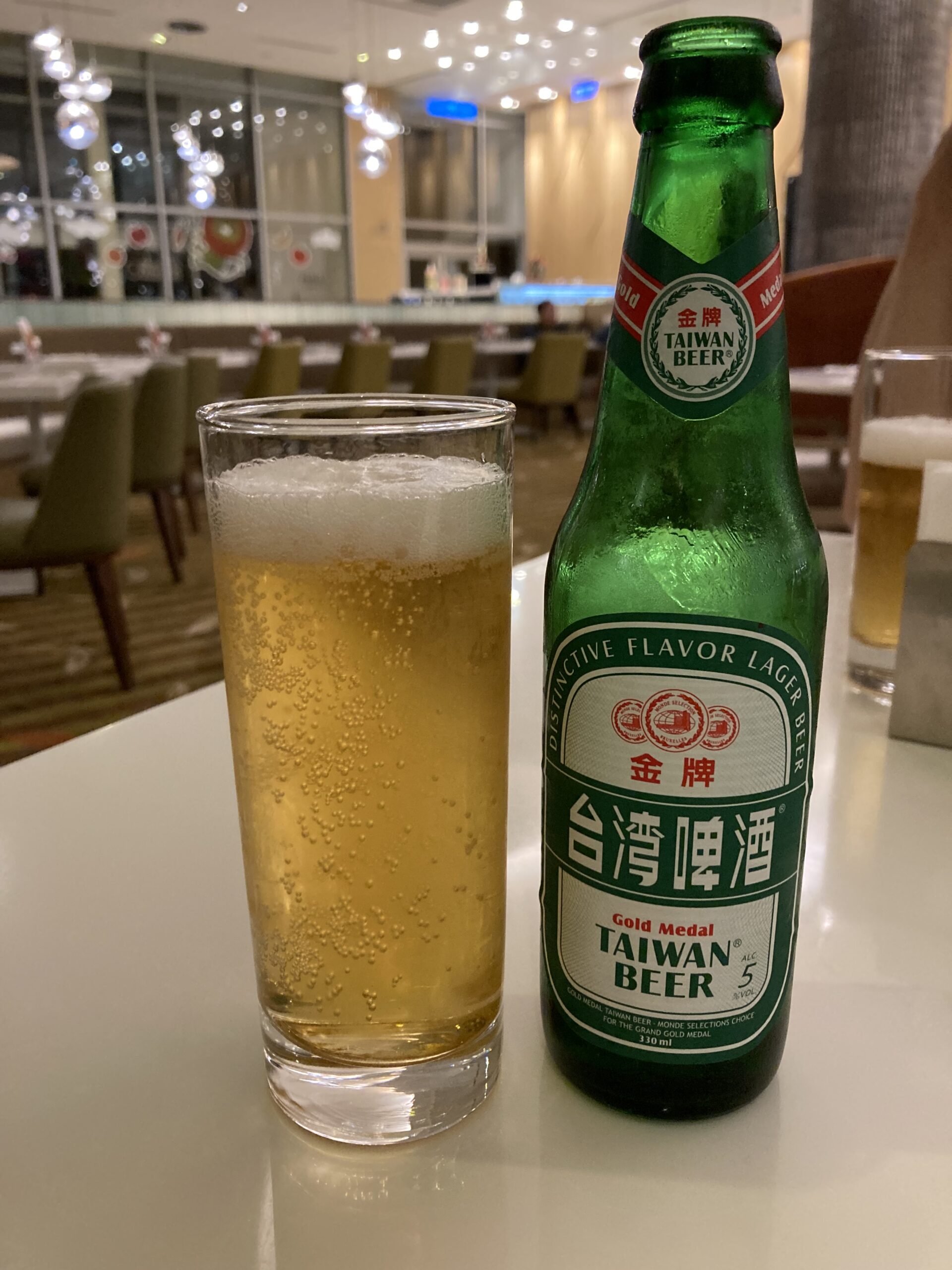 台湾ビールの味やアルコール度数は？！種類別に紹介！！ のんべえ女子の沖縄酒場レポ
